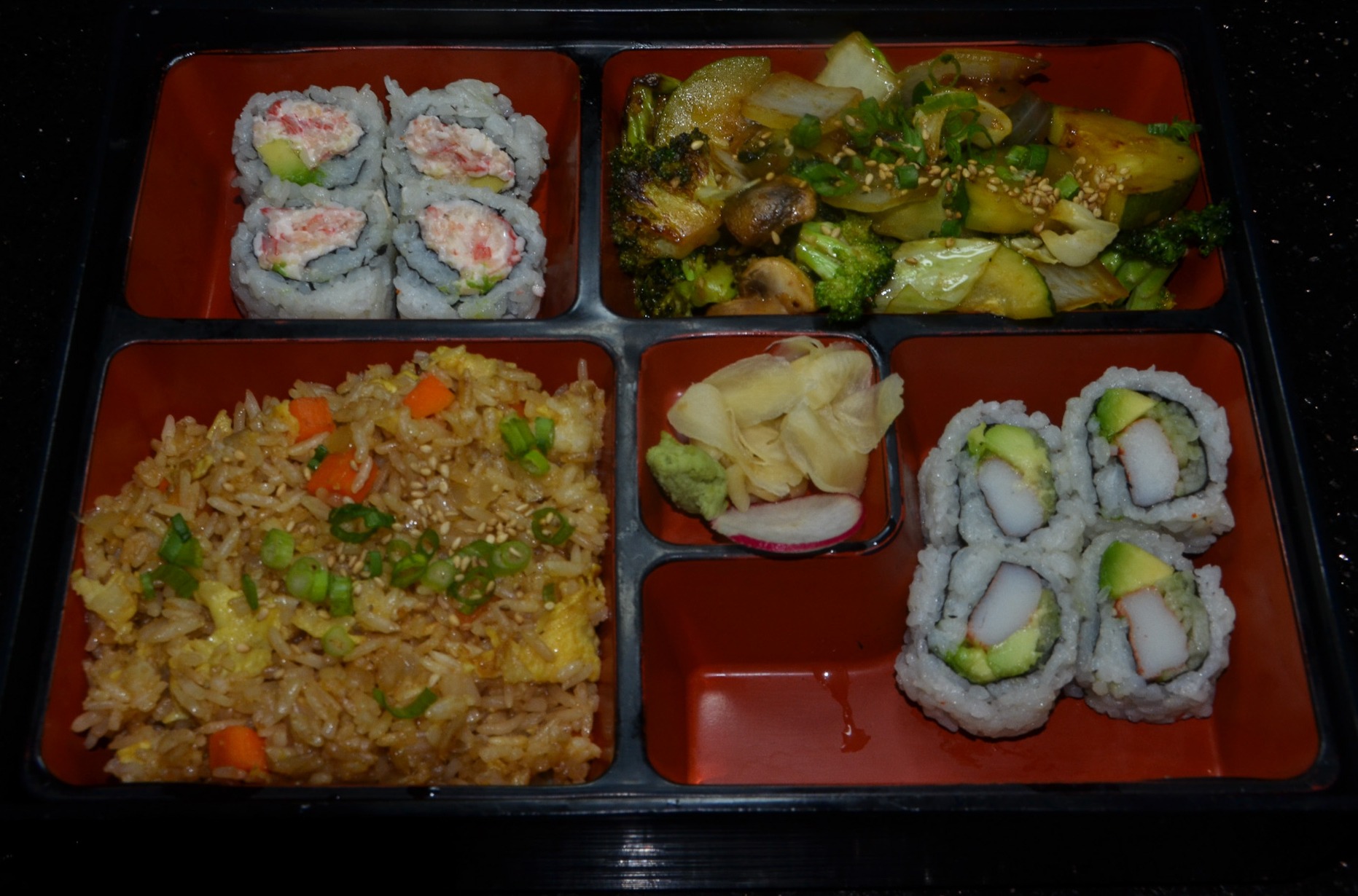 Zen Sushi Houma - Bento Box - Picture Dish